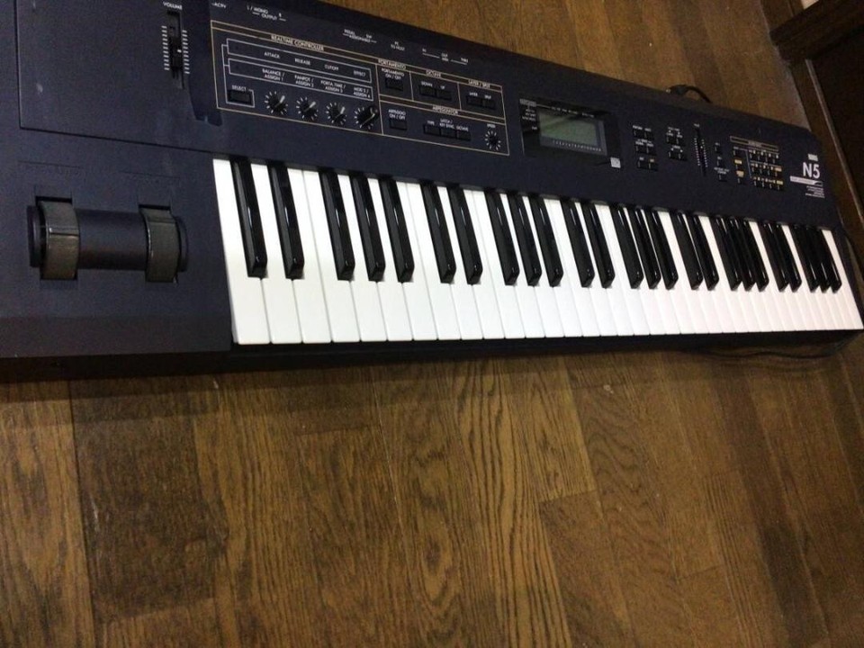 Korg N5 Synthesizer Expanded 61 KEY Performance Synth Black keyboard ...