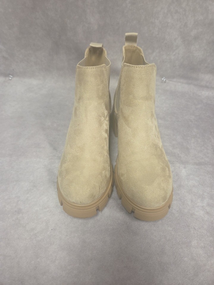 Soda Womens Pioneer Tan Lug Sole Elastic Gore Chelsea Fashion Boots ...