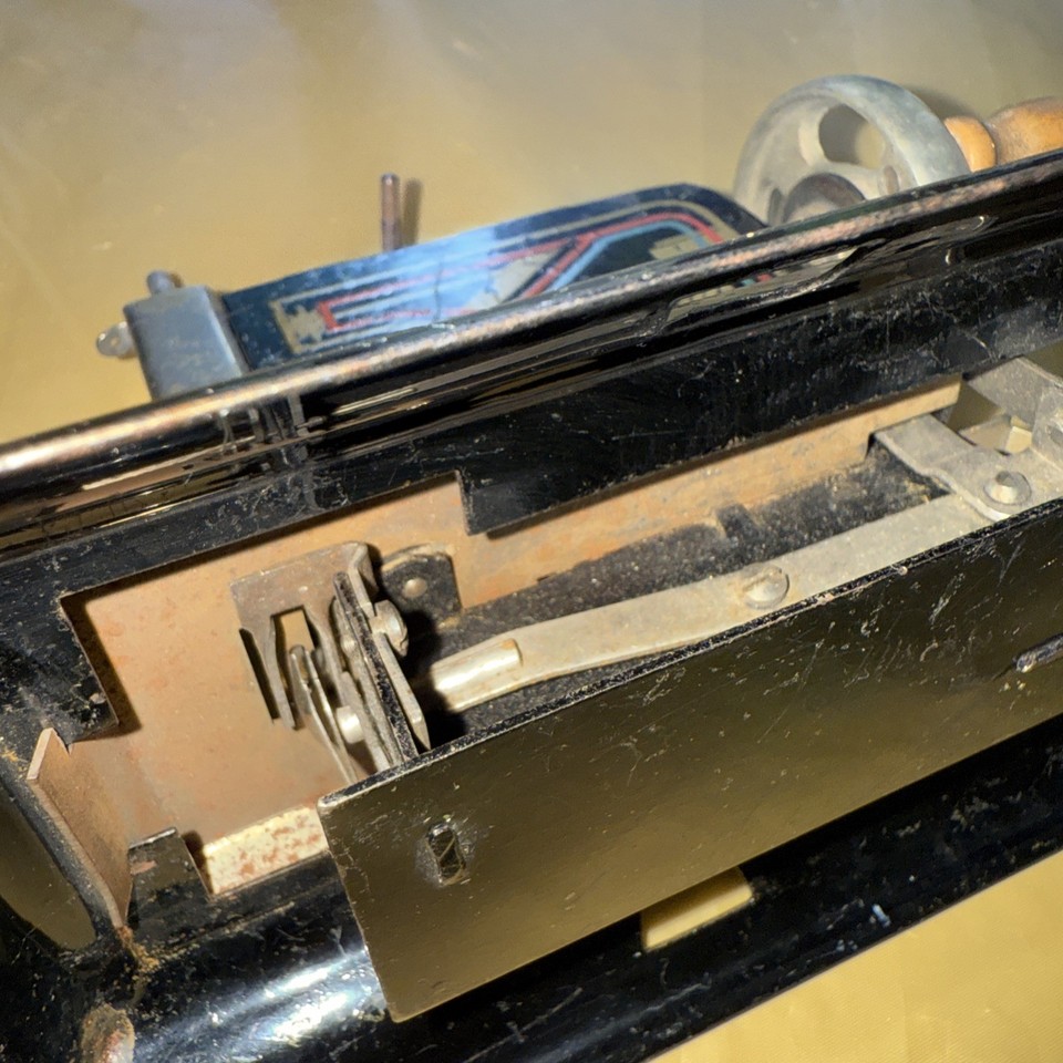 Bb87- Vintage German Childs Toy Sewing Machine Casige Model 1022 | eBay UK