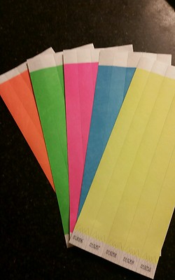 500 3/4" TYVEK WRISTBANDS IN 5 NEON COLORS , PAPER WRISTBANDS, ARM ...