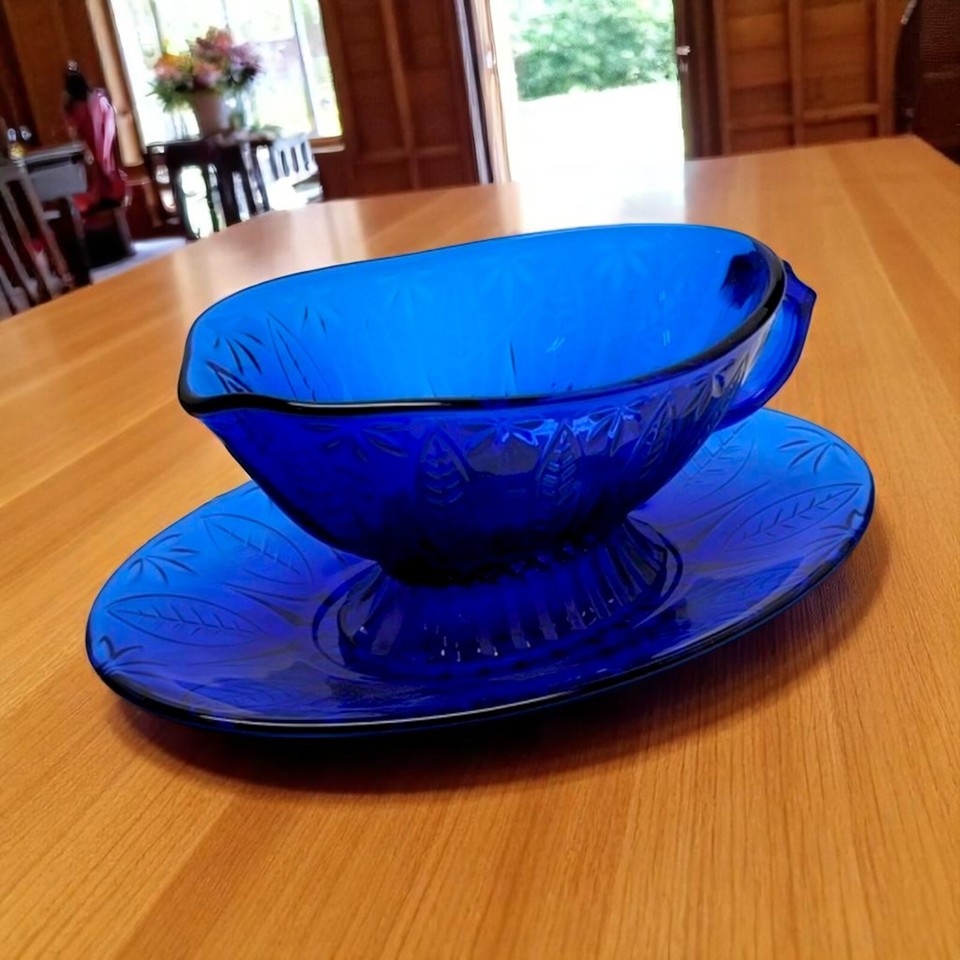 Avon ROYAL SAPPHIRE Cobalt Blue Dinnerware Service for 8 France Circa ...