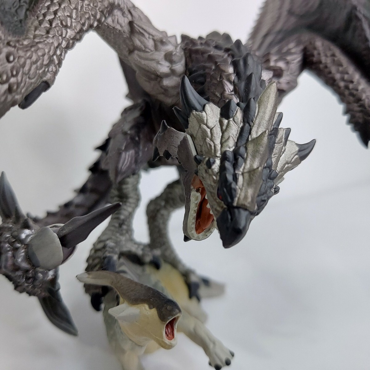 Silver Rathalos New Silver Rathalos Gameplay Reaction | Monster Hunter