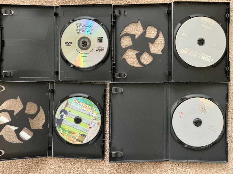 Lot of 33 Childrens DVDs with Doc McStuffins, Daniel Tiger; Frosty ...