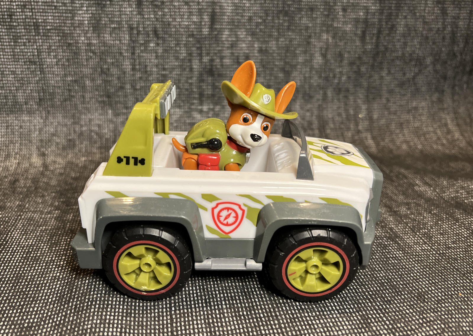 Paw Patrol Jungle Rescue Tracker's Jungle Cruiser Vehicle Tracker Spin ...
