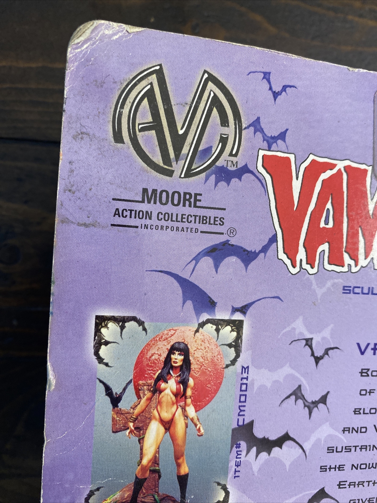Julie Strain as Vampirella Clayburn Moore Action Figure 2000 Toy NOC T7 ...