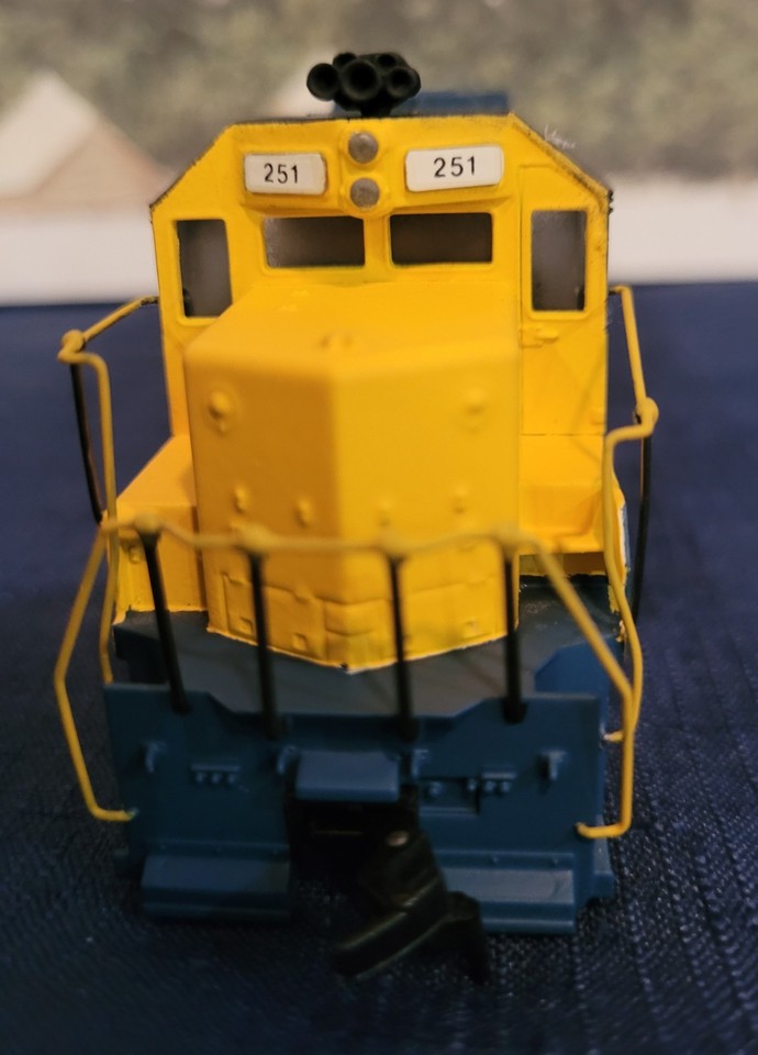 HO Vintage Athearn GP-38 LONG ISLAND RAILROAD CUSTOM PAINTED MTA #251 ...