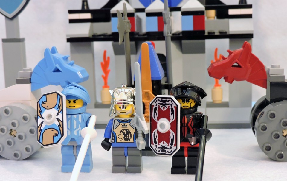 LEGO Castle (8779) Knights' Kingdom The Grand Tournament - COMPLETE ...