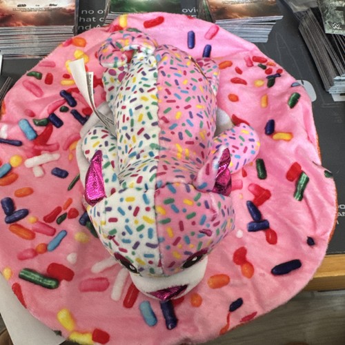2021 CUTETITOS 8" RAINBOW PLUSH CAT DONUTITOS W/ SPRINKLES SCENTED ...