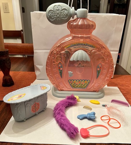 My Little Pony (G1) - Poof 'n Puff Perfume Palace. Used and in good ...