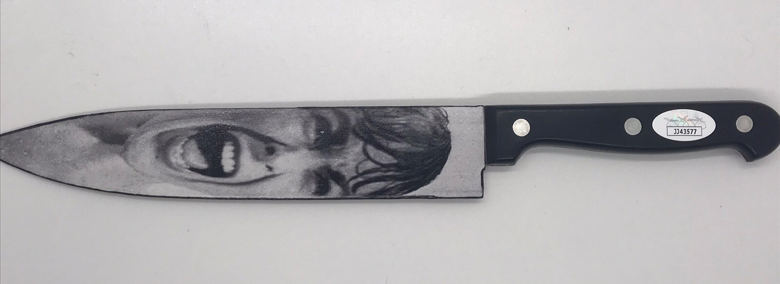 MARLI RENFRO Signed PSYCHO KNIFE Shower Body Double Autograph JSA COA ...