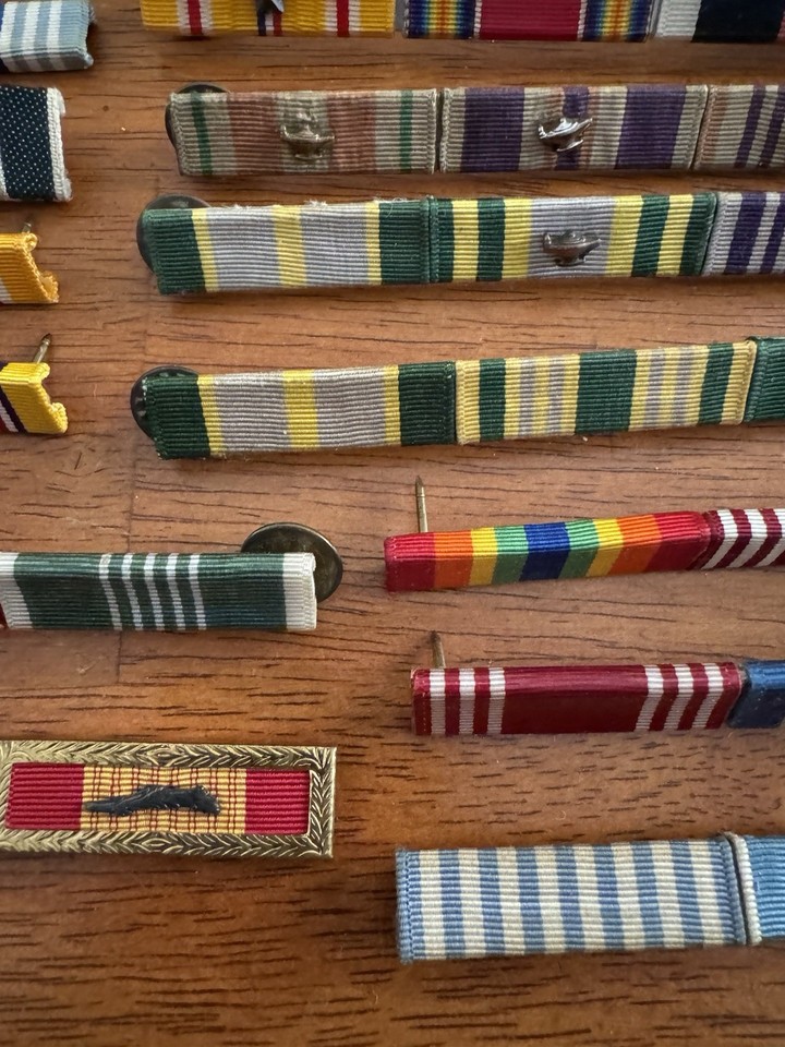 LOT OF 55+ US Military RIBBON BAR VARIOUS STYLES YEARS Insignia Medal ...