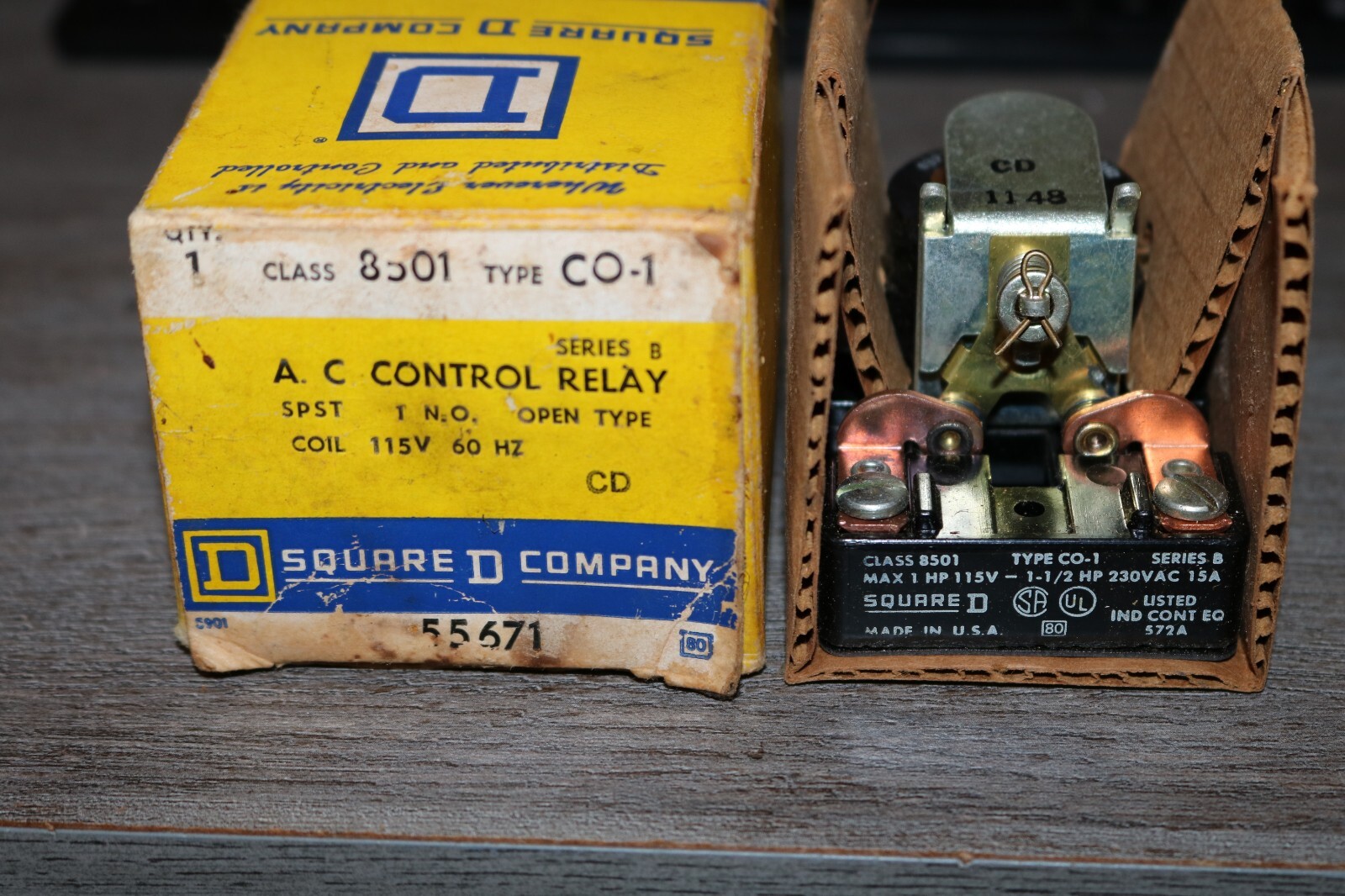 SQUARE D AC CONTROL RELAY MODEL 8501 CO-1 with 115v Coil UNUSED IN BOX ...