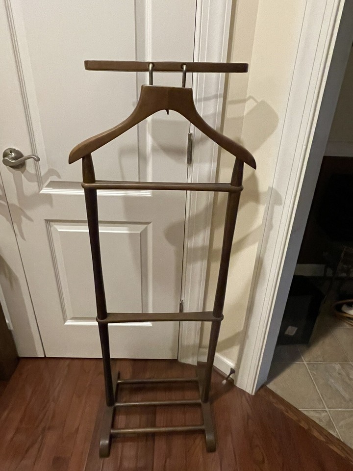 Vintage Wooden Rolling Men's Suit Valet Butler Stand In Very Good Cond ...