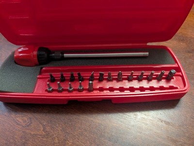 Mac Tools 19-Piece Ratcheting Stubby Screwdriver with Case RSD190C Made ...