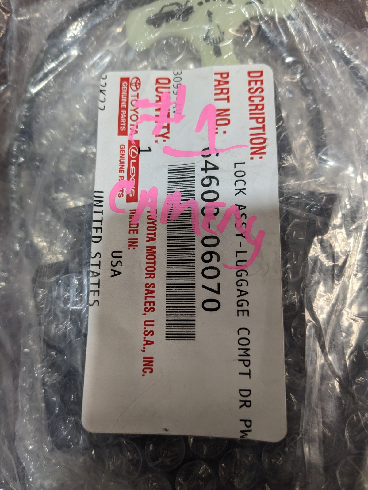 NEW Genuine Toyota Trunk Lock Actuator Motor 64600-06070 | eBay