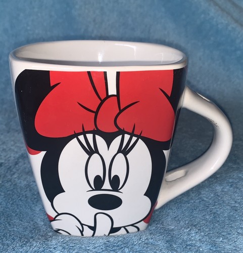 Disney Minnie Mouse "Shhh.. I'm Taking a Time-Out" Red/White Coffee Mug ...