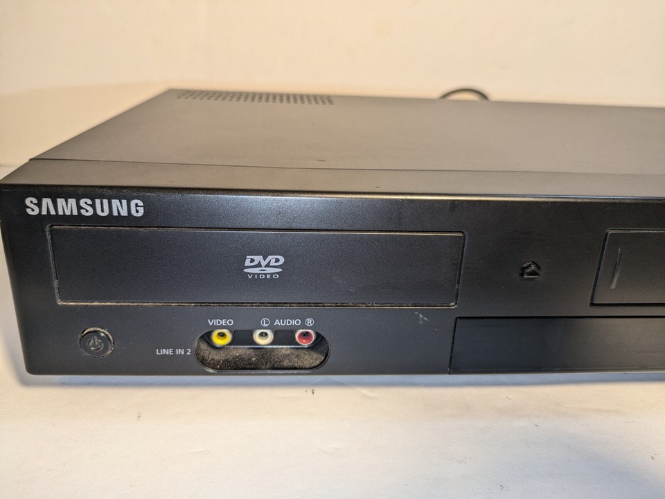 Samsung DVD-V9800 HDMI DVD VCR Combo Player Complete W/ Remote & Cables ...