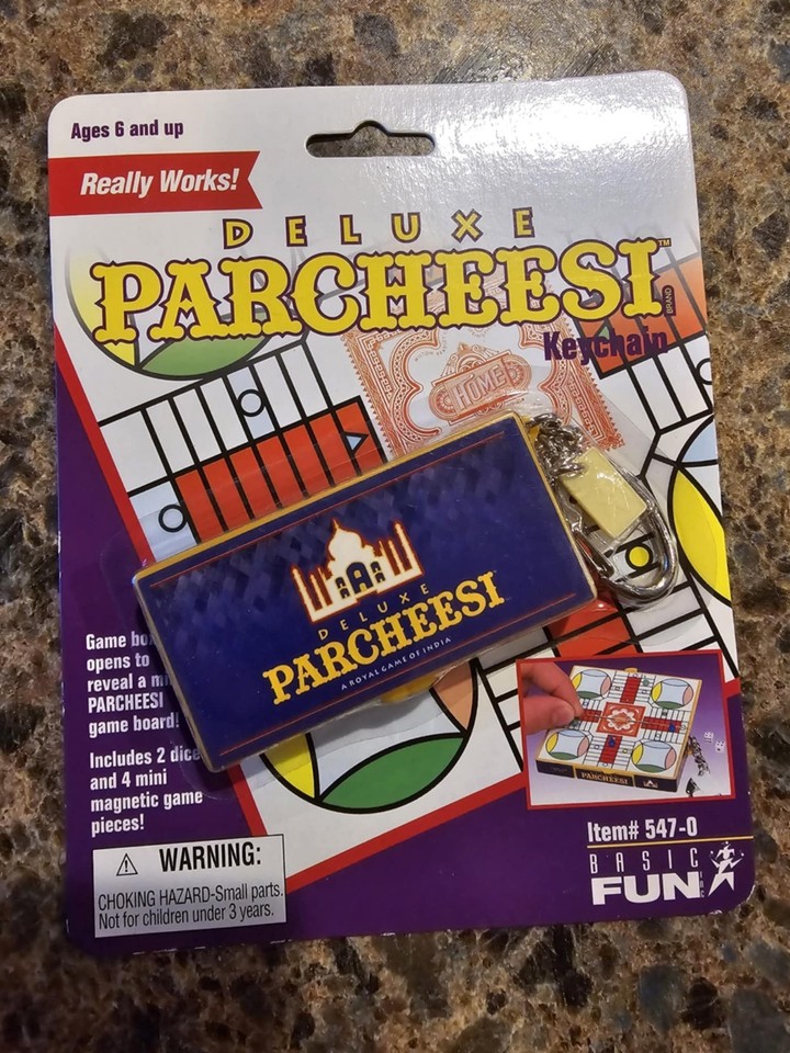 Lot of 27 Vintage Mini Board game Keychains BASIC FUN/FUN4ALL. 90's NIB ...