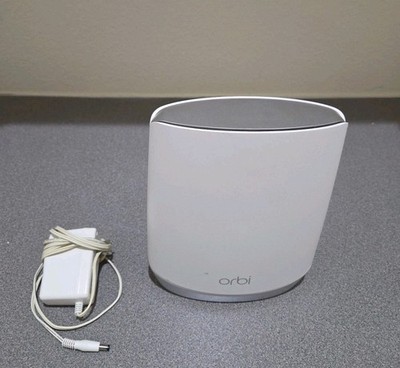 NETGEAR Orbi RBR50 Tri-Band WiFi Router, AC3000, 2500 sq ft Coverage ...