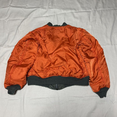 Alpha MA-1 Flight Jacket 80s Vintage Short Length Olive Made Alpha MA-1 Flight Jacket 80s Vintage Short Length Olive Made