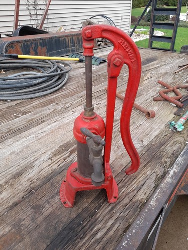 VINTAGE, ANTIQUE, FARM HOUSE PITCHER, WELL, HAND PUMP | eBay