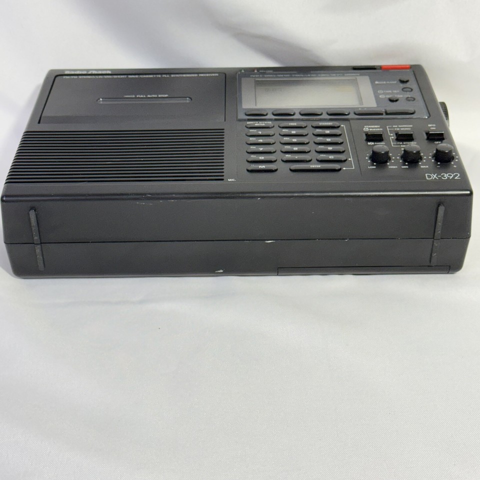 Radio Shack Dx-392 Portable Multi-Band AM/FM Shortwave Radio Receiver ...