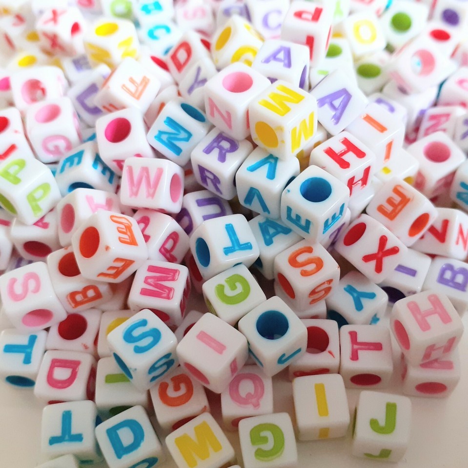 200 Alphabet Letter Beads Mixed Colour A-Z Number Kids DIY Jewellery ...
