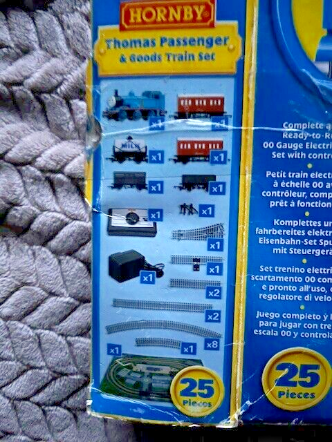 Hornby Thomas Passenger and Goods Electric Train Set 00 Gauge | eBay UK
