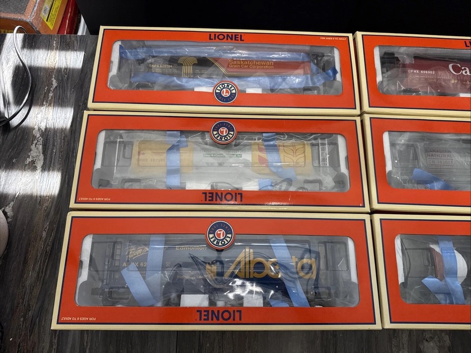 Lionel Trains 6-31736 Canadian Pacific Grain Train Set 2004 C-8 R.55 | eBay