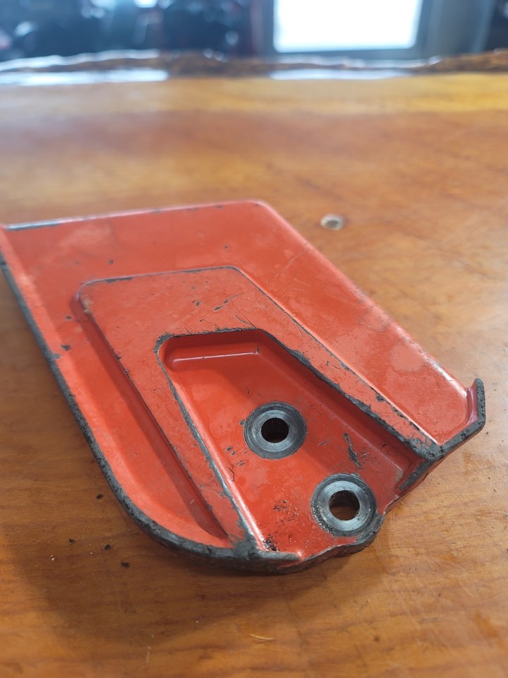 Used Jonsereds 2011 2014 2036 Metal Chain Catcher Guard 123447 T1 Red ...