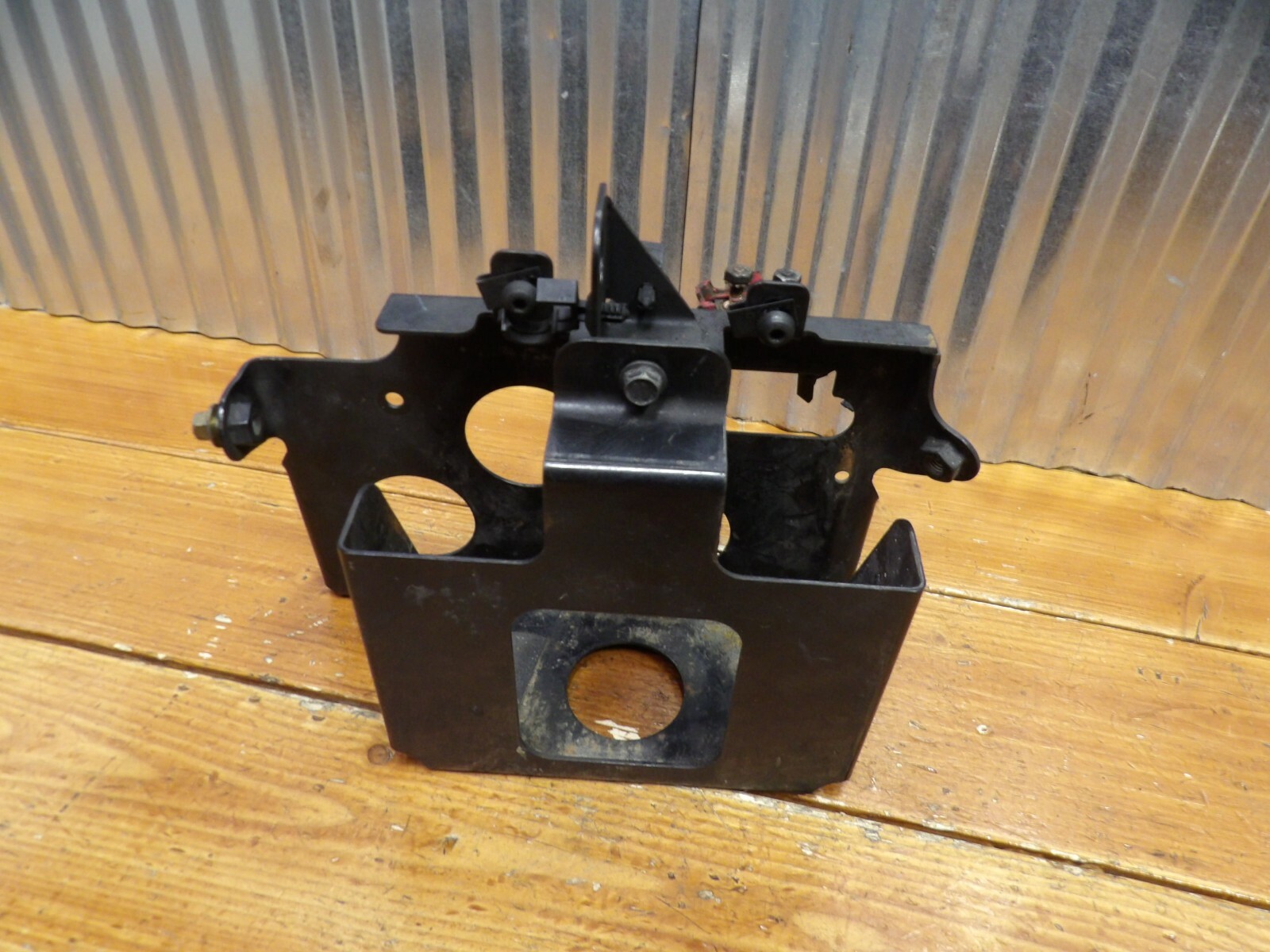 08-17 Victory Vision BATTERY BOX BRACKET 1015242 | eBay