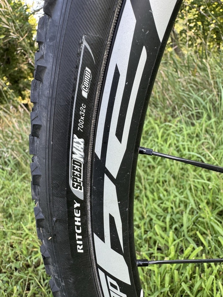 Focus Mares CX Cross Gravel Bike - SRAM Rival Hydro Disc & DT Swiss R24 ...