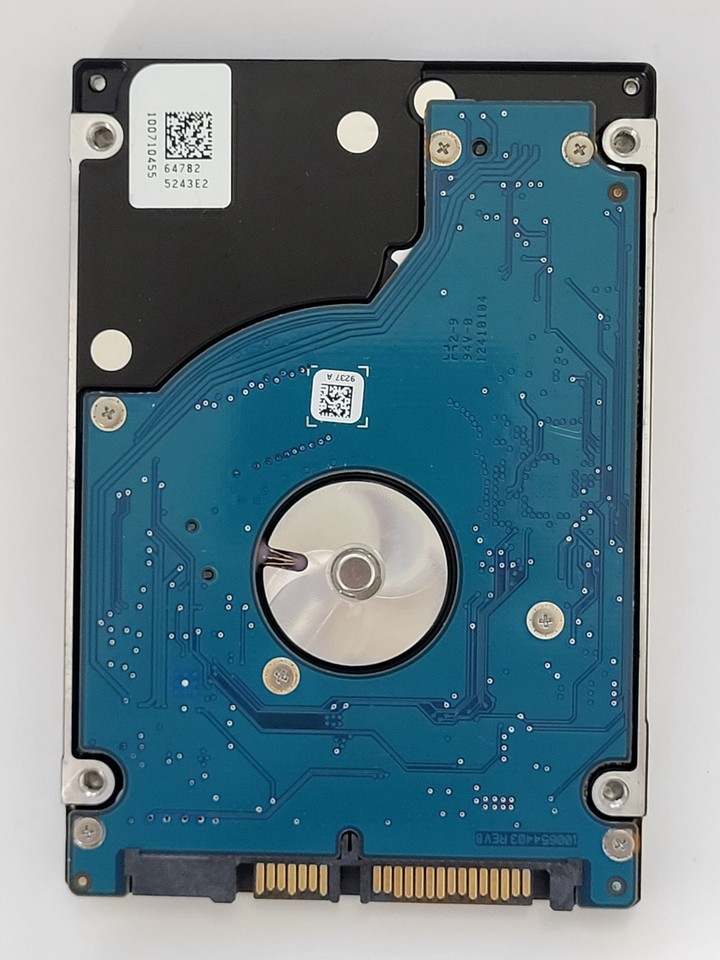 ST320LT020, PN:9YG142-071, SN:W04,WU, FW:0003LVM1, 13276, Seagate 320Gb ...