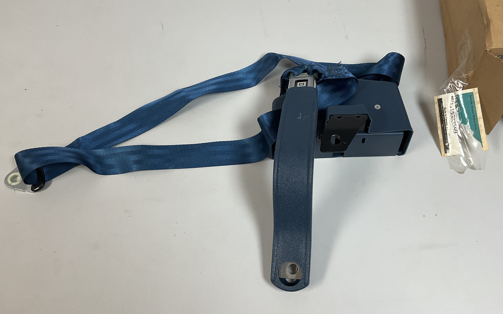1987-1989 GM NOS RH Blue Passenger Seat Belt Van G3 S127 | eBay