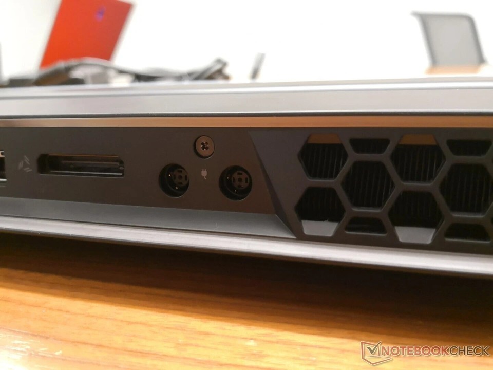 ALIENWARE Area 51M Gaming Laptop i7 4.7Ghz 32GB 2TB SSD RTX 2060 WIN 11 ...