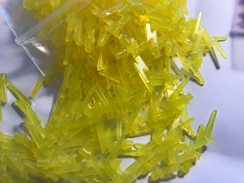 LEGO- NEW-#27256-TRANS YELLOW-WAVE/LIGHTNING BOLT -10 PIECES | eBay