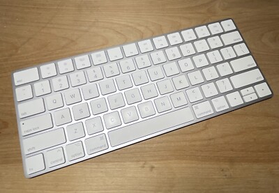 APPLE Wireless Magic Keyboard 2 A1644 EMC 2815 MLA22LL/A | eBay