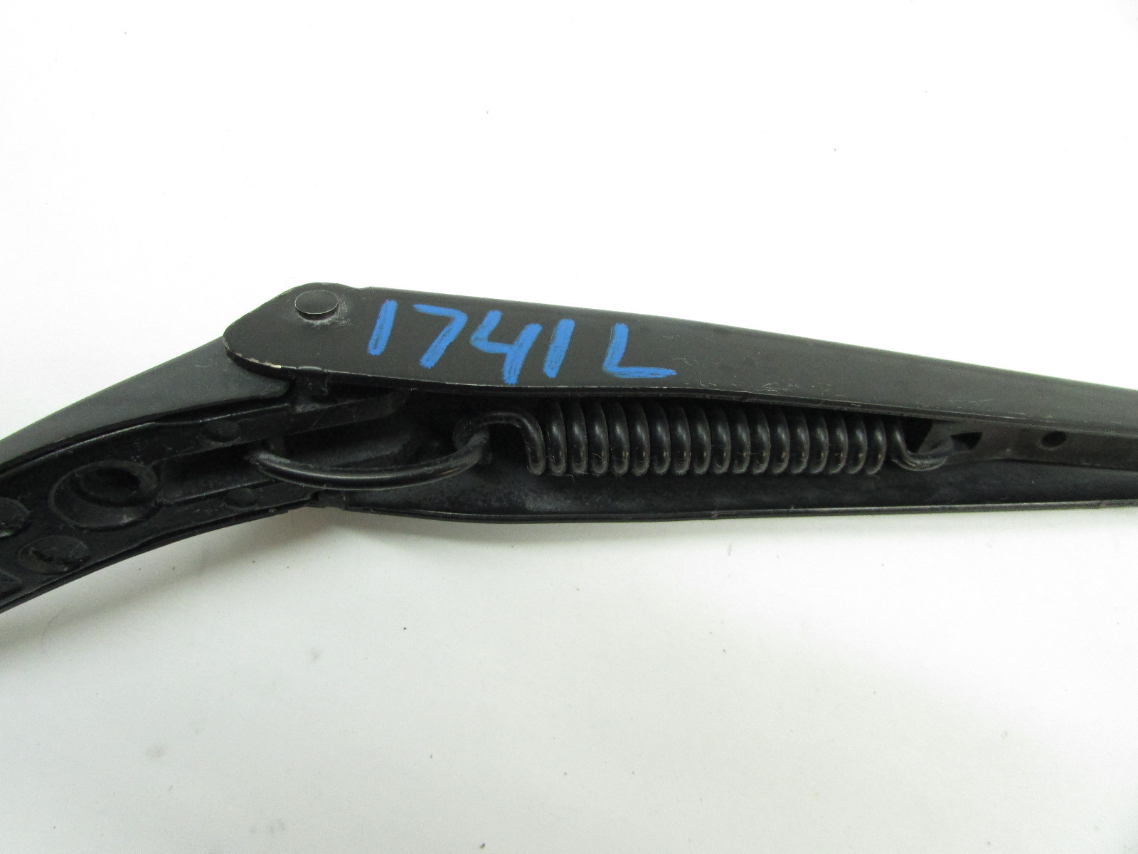 2010 MERCEDES C300 LEFT WINDSHIELD WIPER ARM OEM 08 09 10 11 12 13 14 ...