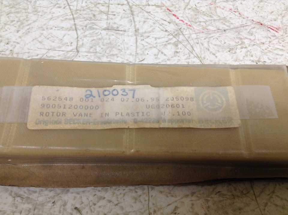 Becker Rotor Vane in Plastic U2.100 UG020601 90051200000 New (TB) | eBay
