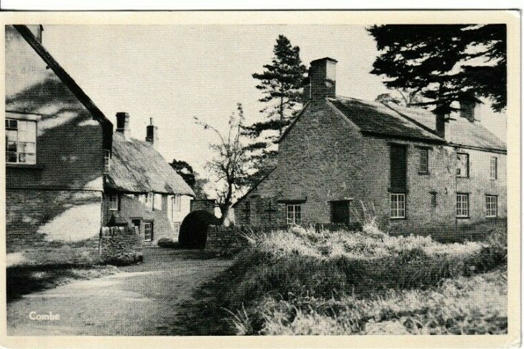 WITNEY, OXFORDSHIRE - COMBE VILLAGE B&W POSTCARD | eBay UK