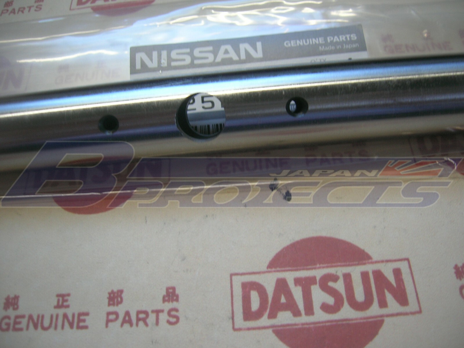 DATSUN 1200 A12 A14 A15 Rocker Shaft Genuine (For NISSAN B10 B110 B210 ...