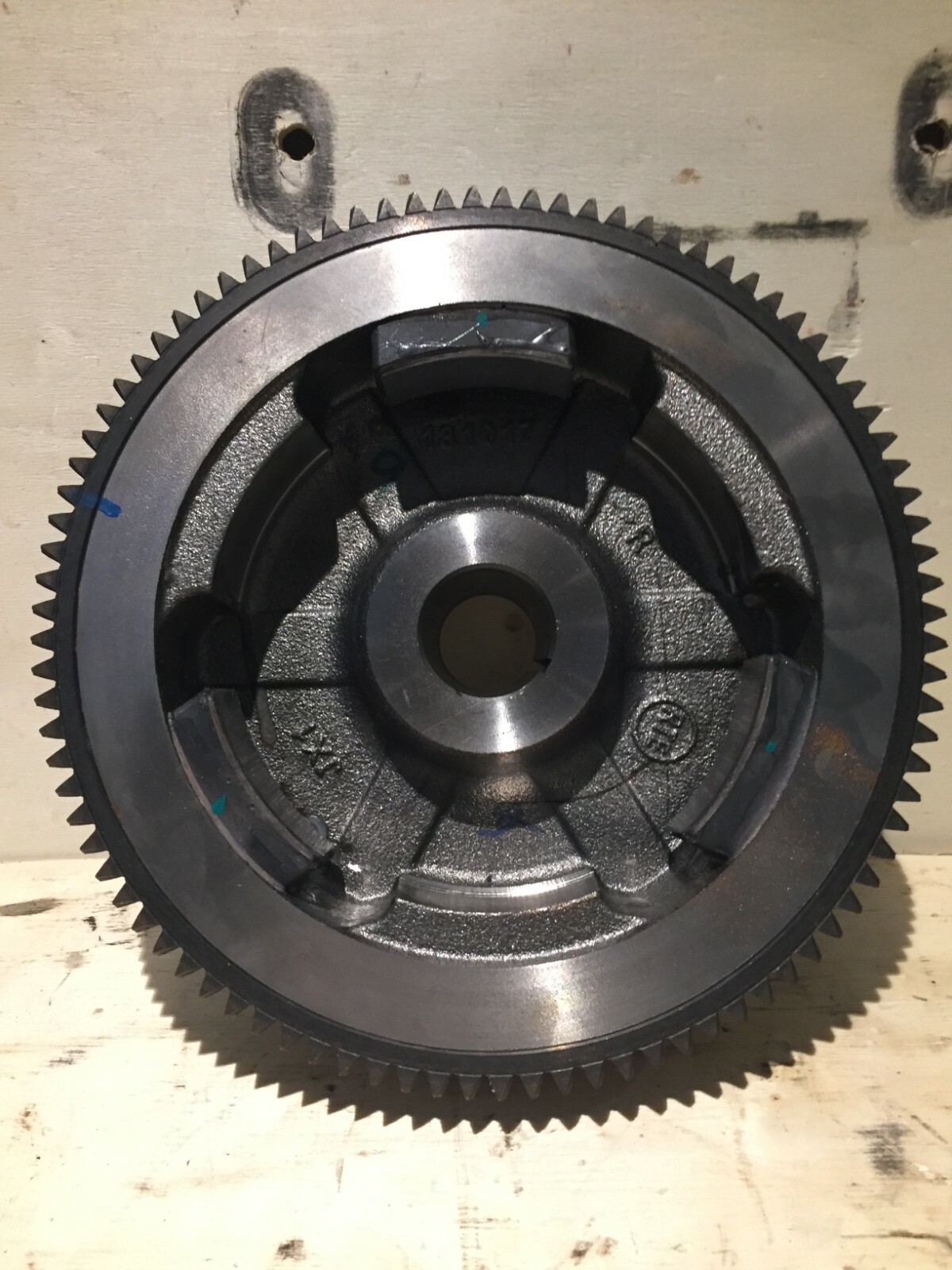 Predator 670 cc 22hp 61614 New OEM Flyhweel with bolt | eBay