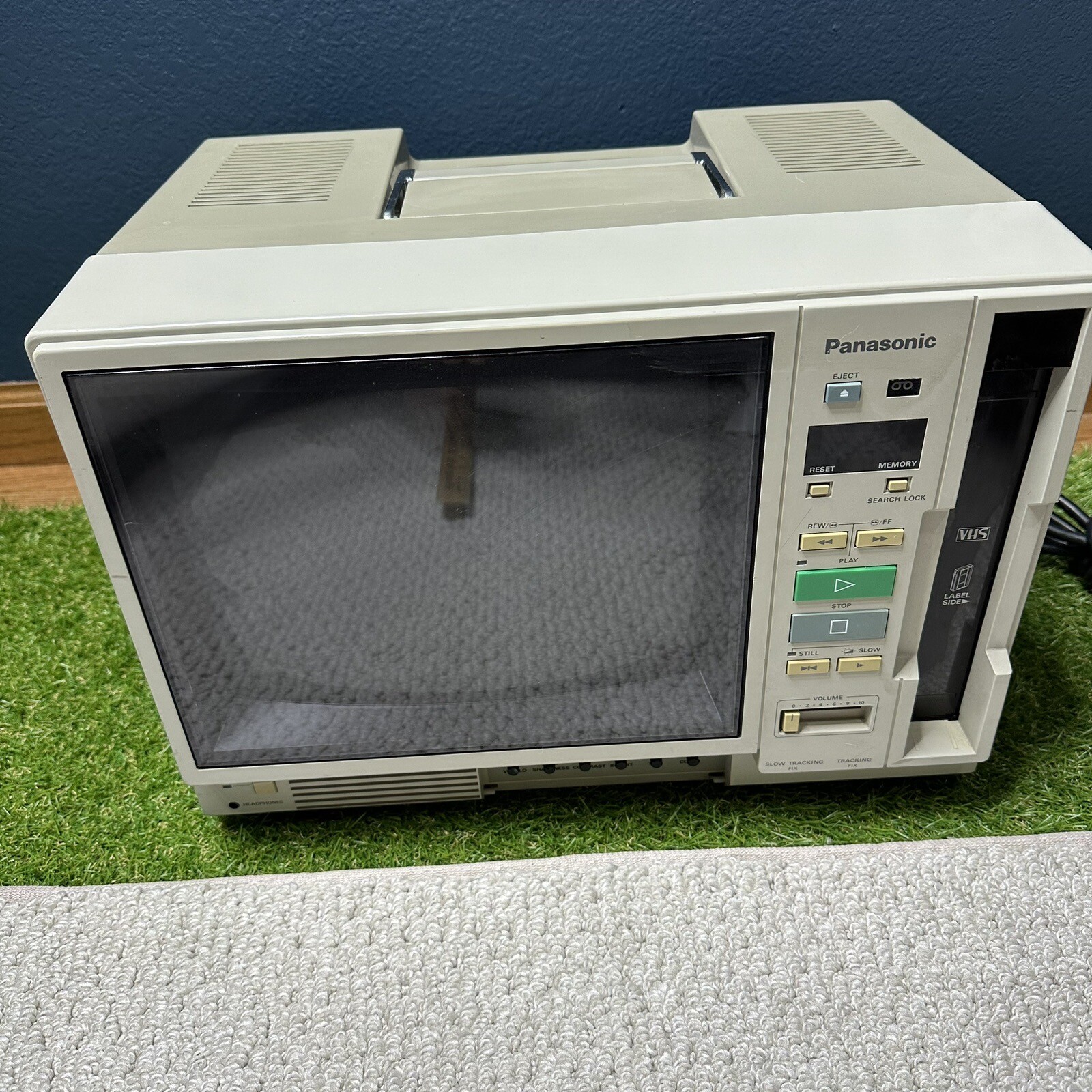 Vintage 1989 AG-500R Panasonic Portable Monitor/ VHS Player Works ...