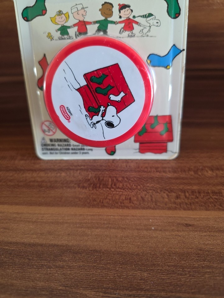Duncan 75 Years Of Peanuts Snoopys Dog House Butterfly Yo-Yo Target ...
