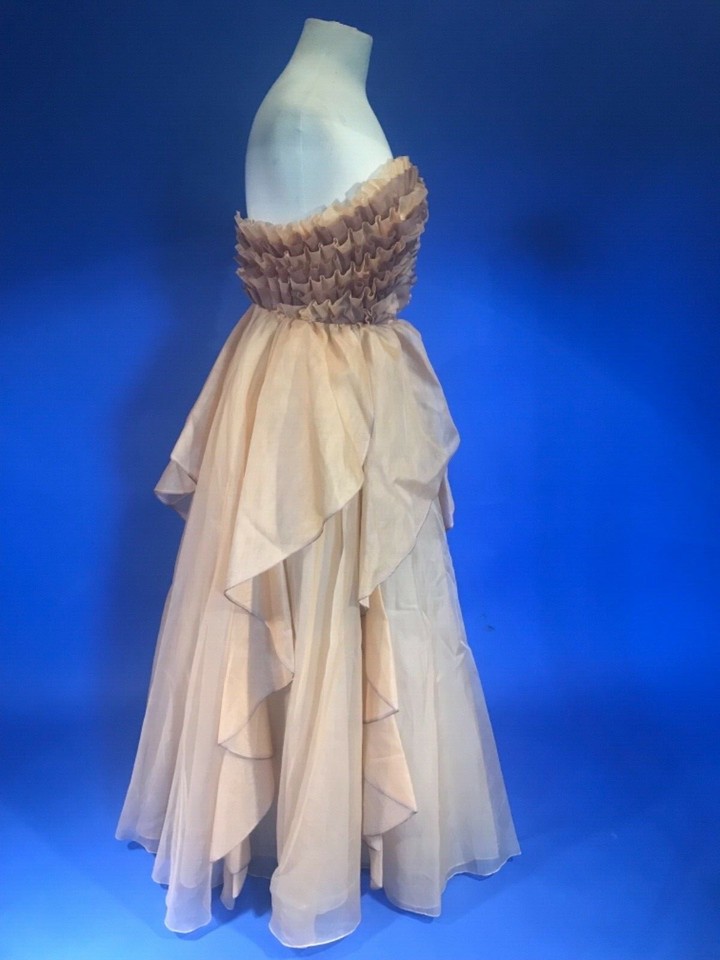 BENNY ONG Trudie McCarthy London Diana ball gown opera cape hand ...