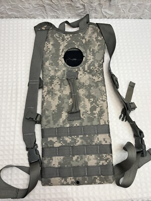 USGI ACU Universal Cam MOLLE II Hydration System Carrier NO BLADDER US ...