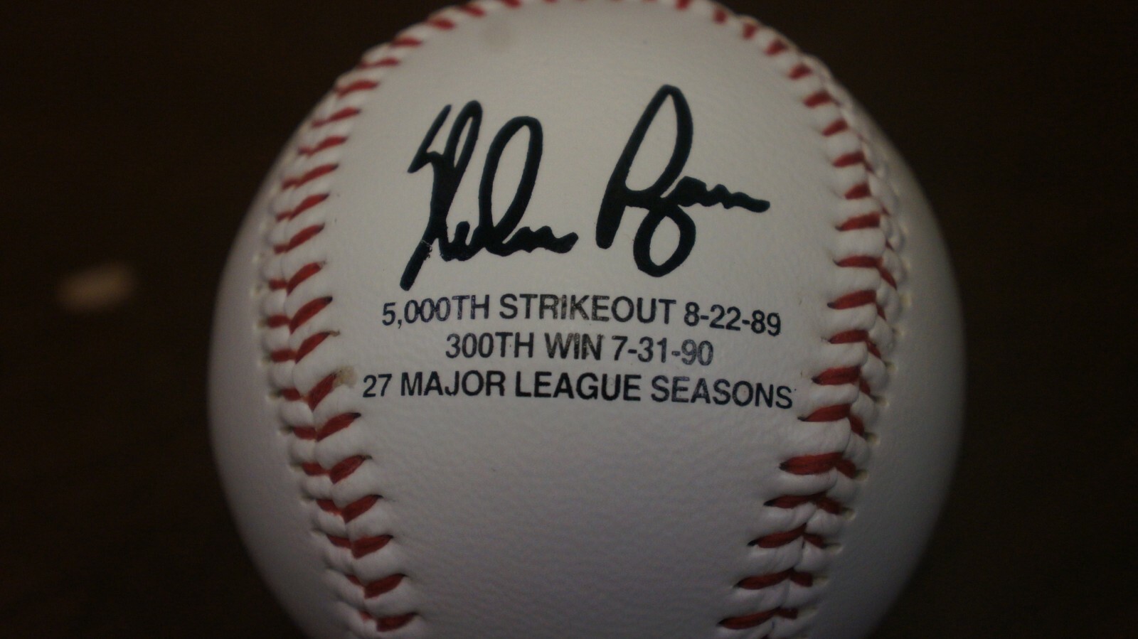 NOLAN RYAN Autograph BASEBALL 5000 strikeout 300 win season ball 27 ...