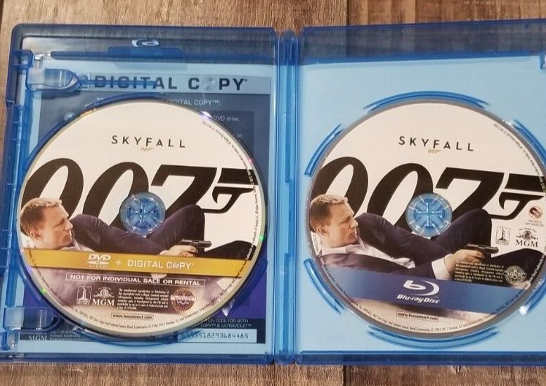 Skyfall (Blu-ray/DVD, 2013, 2-Disc Set, Canadian 883904285427 | eBay