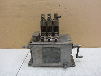 VTG MANZEL LUBRICATOR RATCHET DRIVEN MECHANICAL FORCE FEED HIT MISS ...