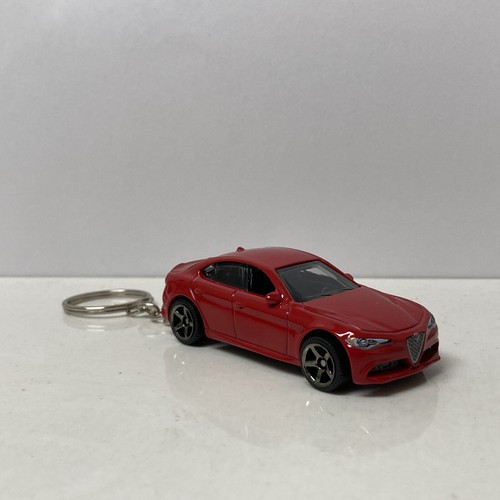 RARE KEY CHAIN RED ALFA ROMEO GIULIA CUSTOM LIMITED EDITION 2016 2017 ...